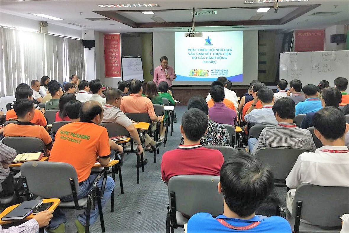 Khởi nghiệp và ông “ria mép” - Trần Quí Thanh